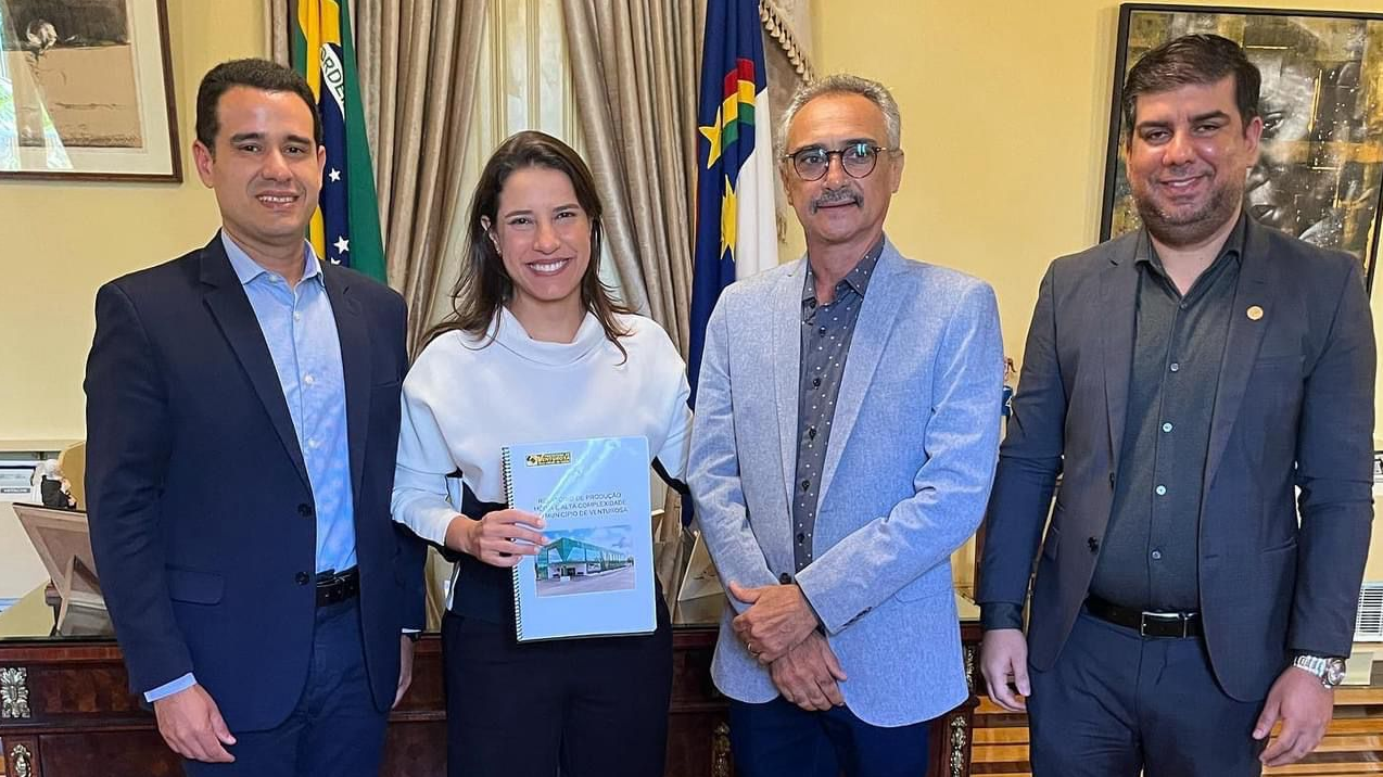 Deputado Joaquim Lira, ao lado de prefeitos, volta ao Campo das ... Deputado Joaquim Lira, ao lado de prefeitos, volta ao Campo das ...