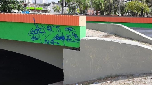 Vandalismo e furtos de patrimônio público causaram prejuízos de R$ 2,4 ...